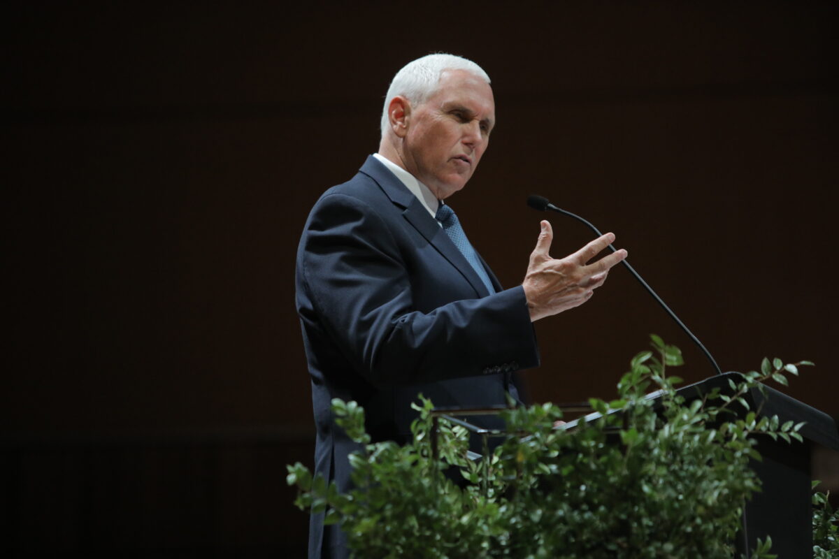 Pence touts accomplishments, praises Utahns in UVU speech | News ...